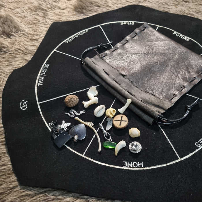 Bone Throwing - Starter Set| Lylliths' Emporium