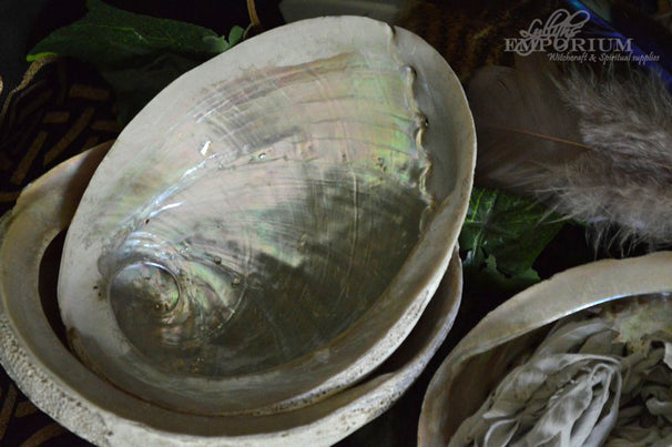 Products| Lylliths' Emporium